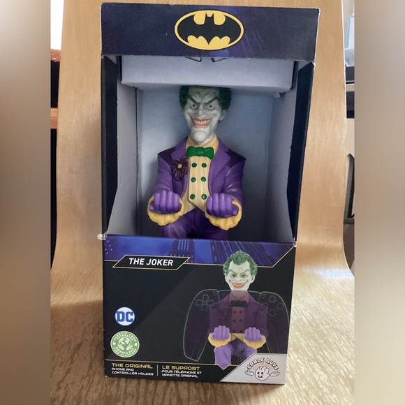 Other | Cable Guy Warner Bros Joker For Ps5 Ps4 Xbox Xbox Series X New ...